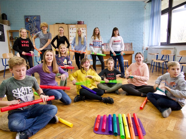 Novi zvuci učionica glazbene kulture - Boomwhackersi | Profil Klett